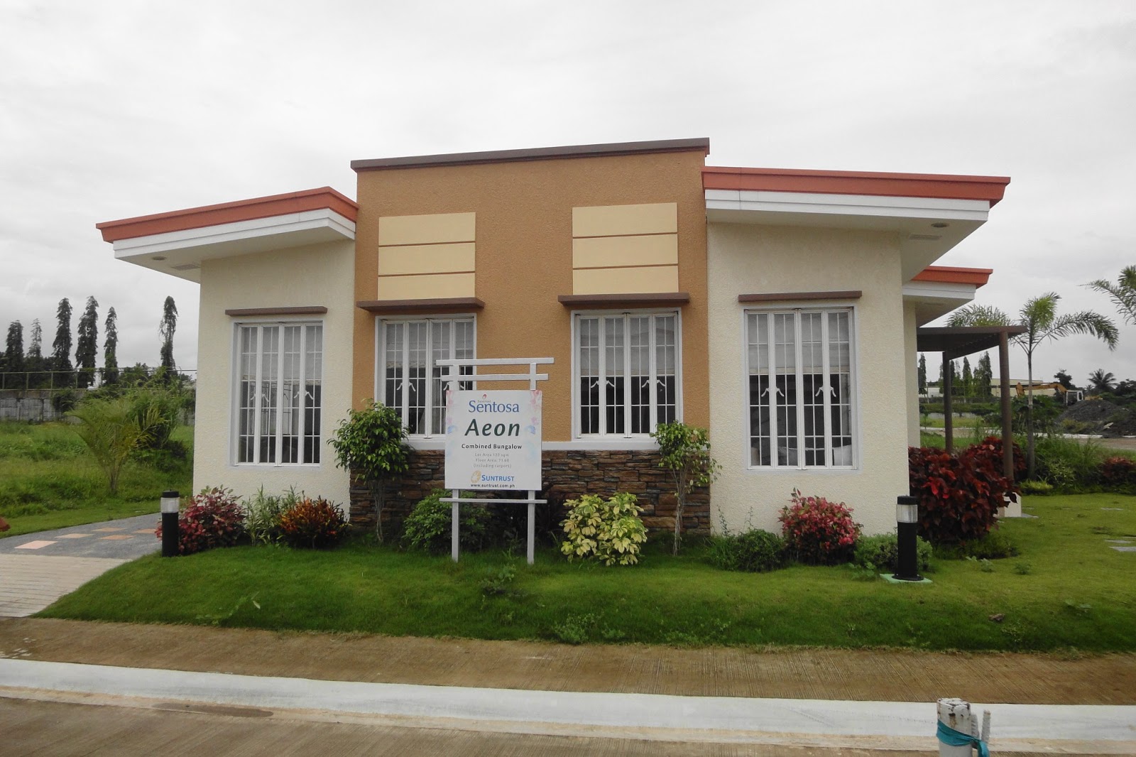 Sentosa - Philippines: Aeon (Eternity)