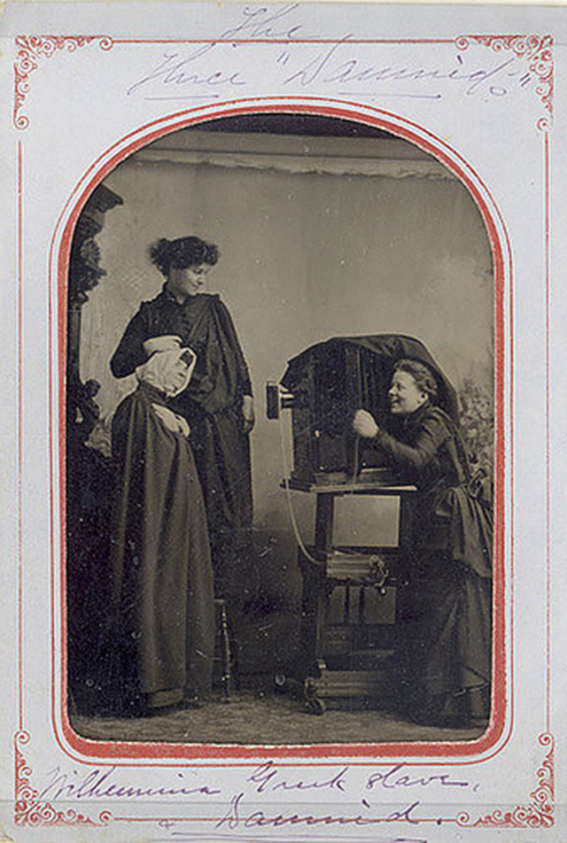 Pioneering Female Photographers: Interesting Portraits of Victorian ...