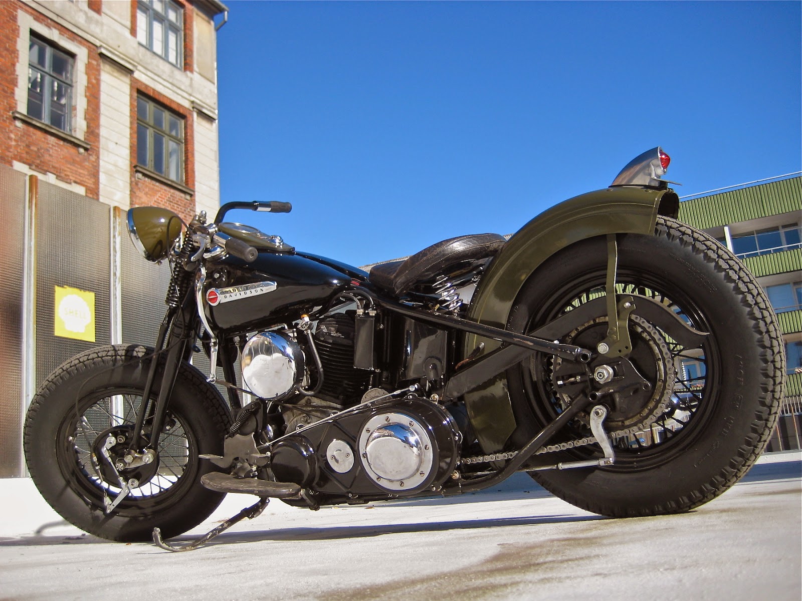JAMESVILLE MOTORCYCLES: JAMESVILLE '37 UL FLATHEAD BOBBER