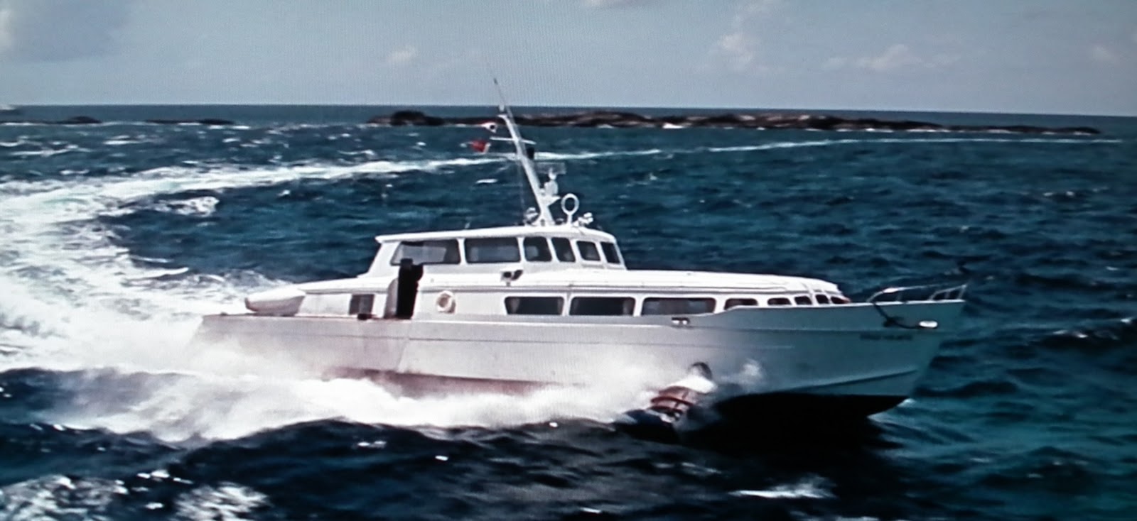 The Things I Enjoy: The story of the Disco Volante, Mr. Largo´s ship in ...