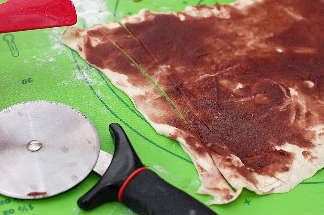 In Michelle's Kitchen: Red Bean Puff Pastries