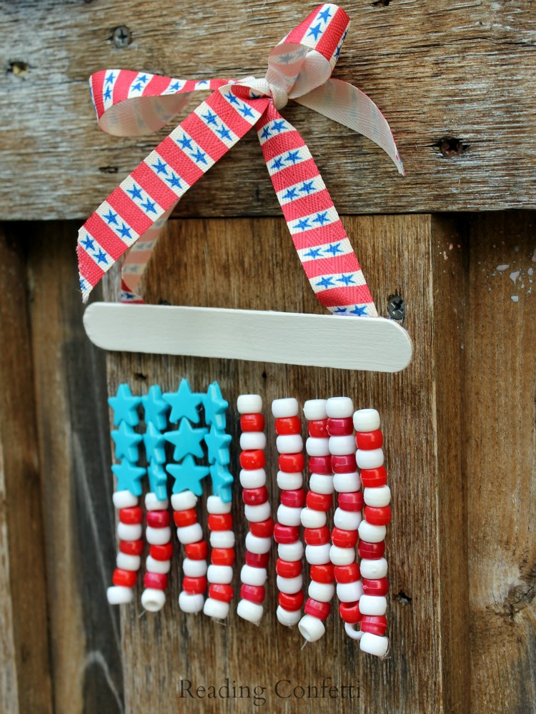 Pony Bead American Flag ~ Reading Confetti