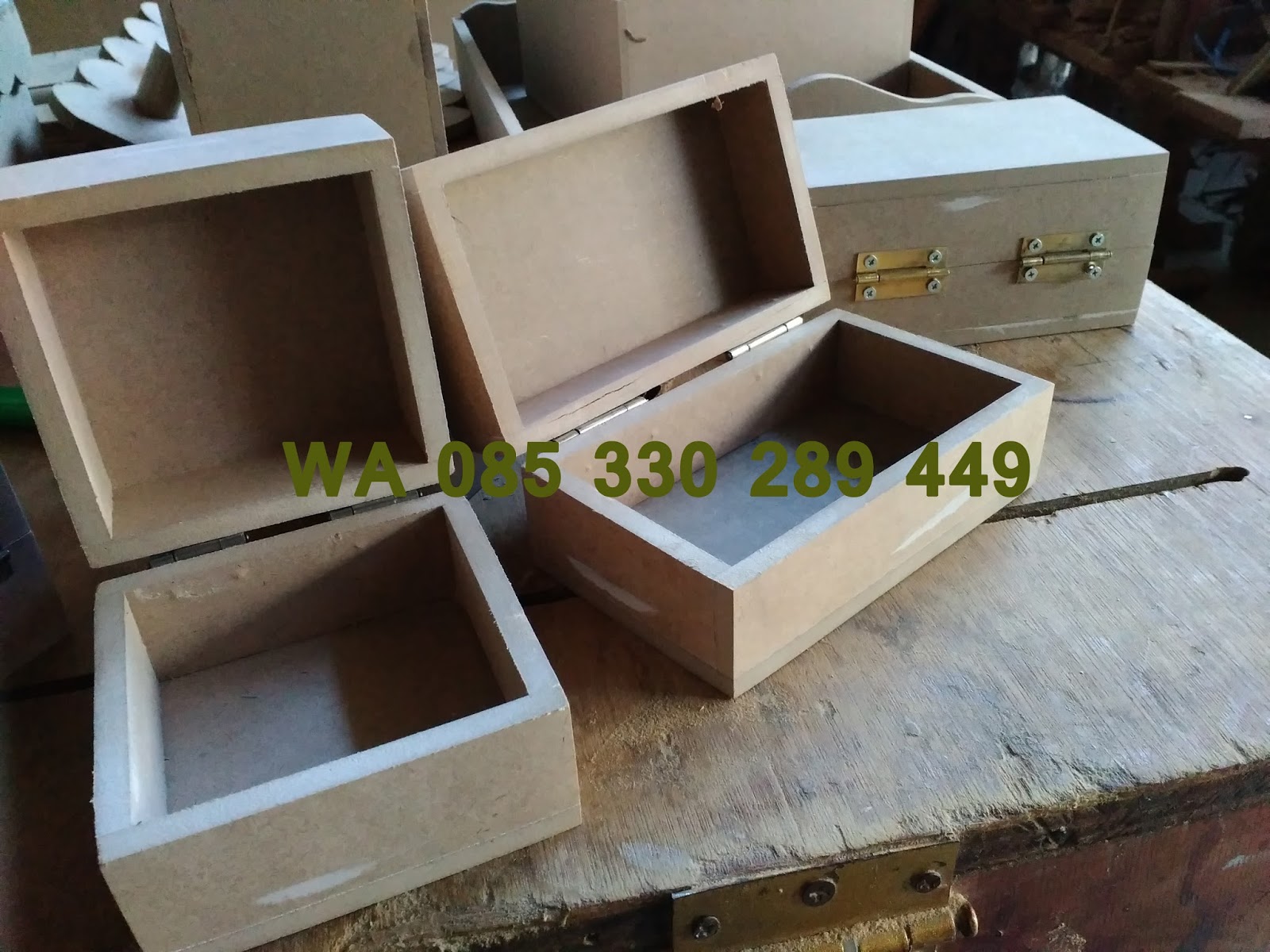 Kerajinan Souvenir Dari Kayu Limbah: Contoh Kotak Box Kayu Perhiasan ...