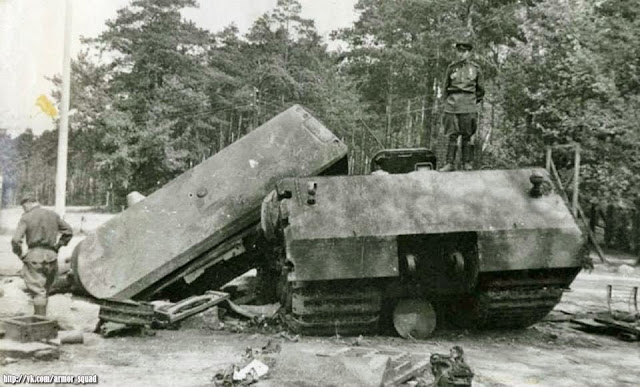 World War II in Pictures: Maus Panzer VIII Tank