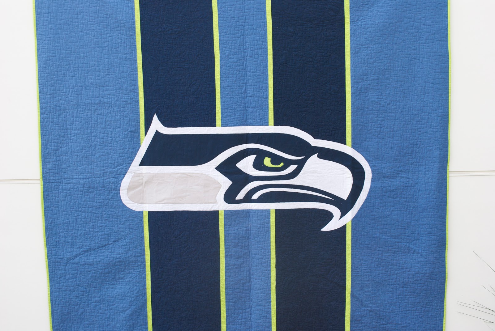 Let's begin sewing...: Seahawks Quilt