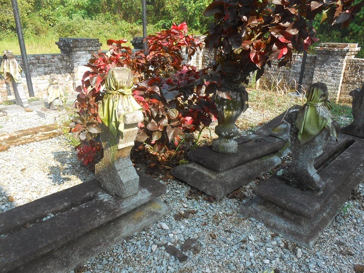 SENI LAMA MELAYU (MALAY OLDEN ART): Makam Long Jaafar pada siang hari ...