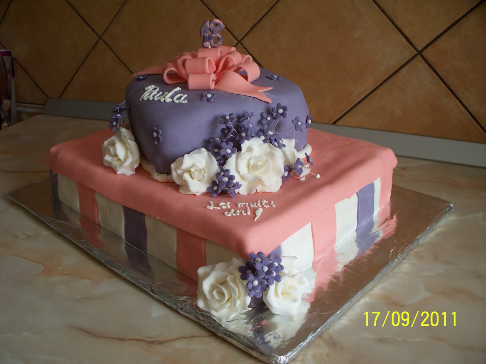 torturi si prajituri romanesti londra Daniela : tort majorat