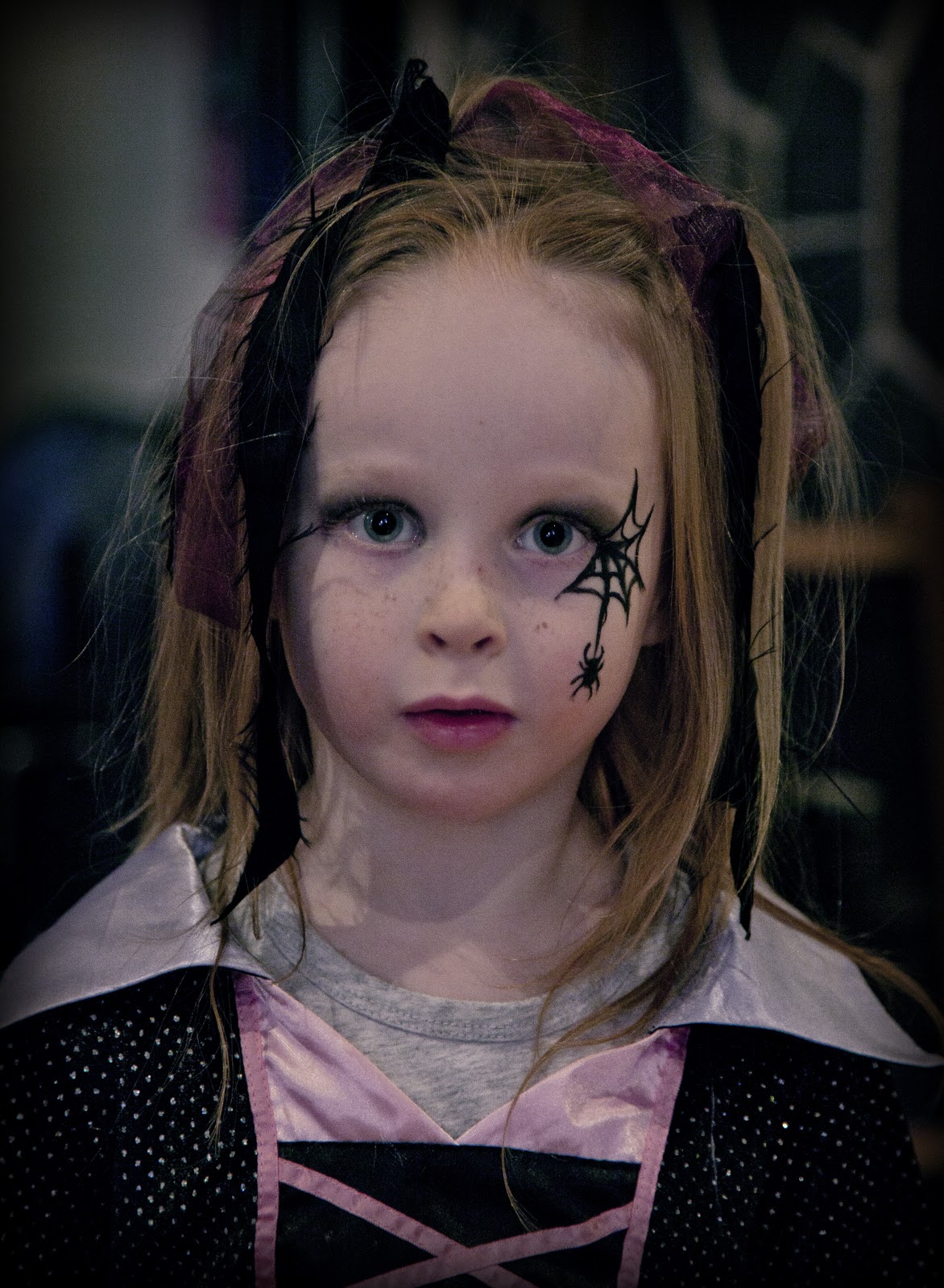 JaqaLynn: Lekte makeup- artist; Halloween barne- sminke