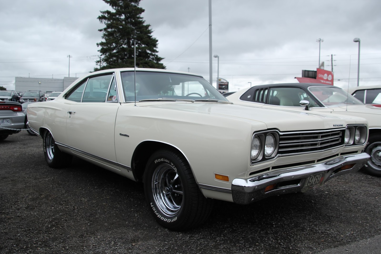rpm-autopassion: Rencontre chez St-Jérôme Chrysler 2013