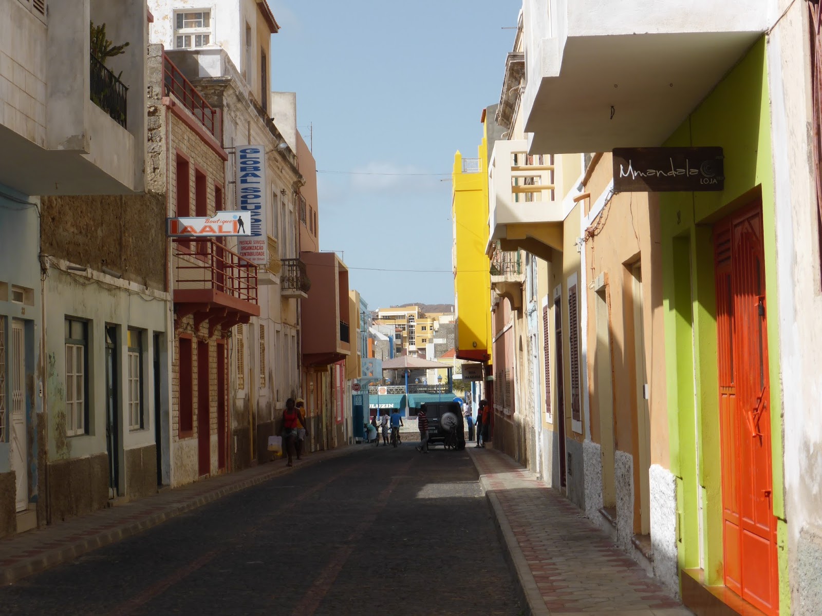 Travelin' Road Show: Saturday May 24th Mindelo, Cape Verde