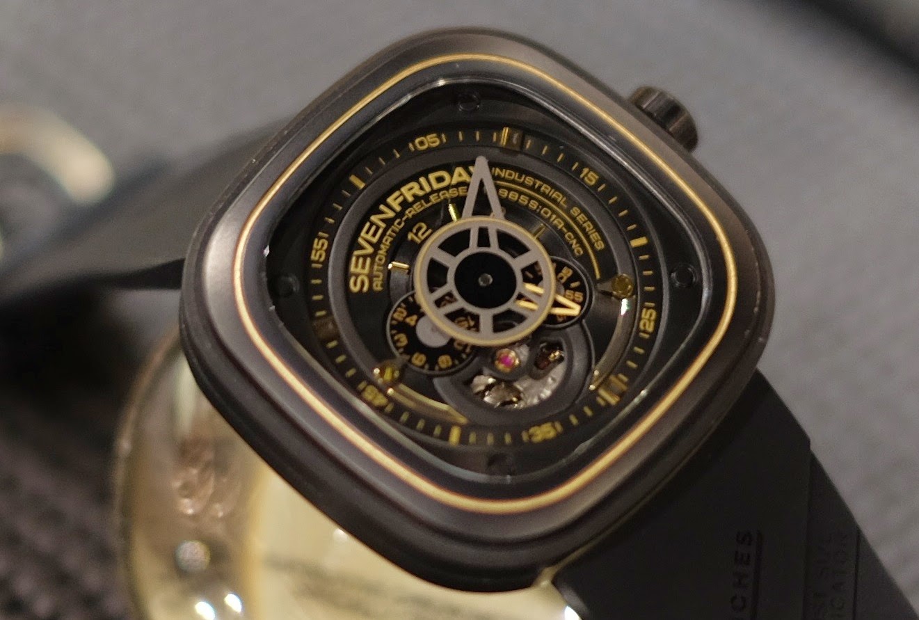 . H o b i J a m . : (SOLD) SevenFriday P2/2 Black and Gold