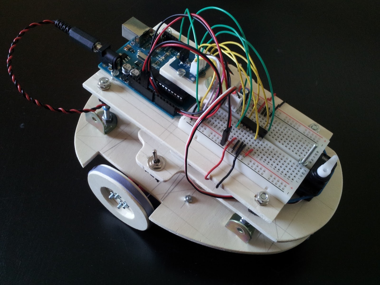 Antonio Vallecillos: Arduino Robot v02.1