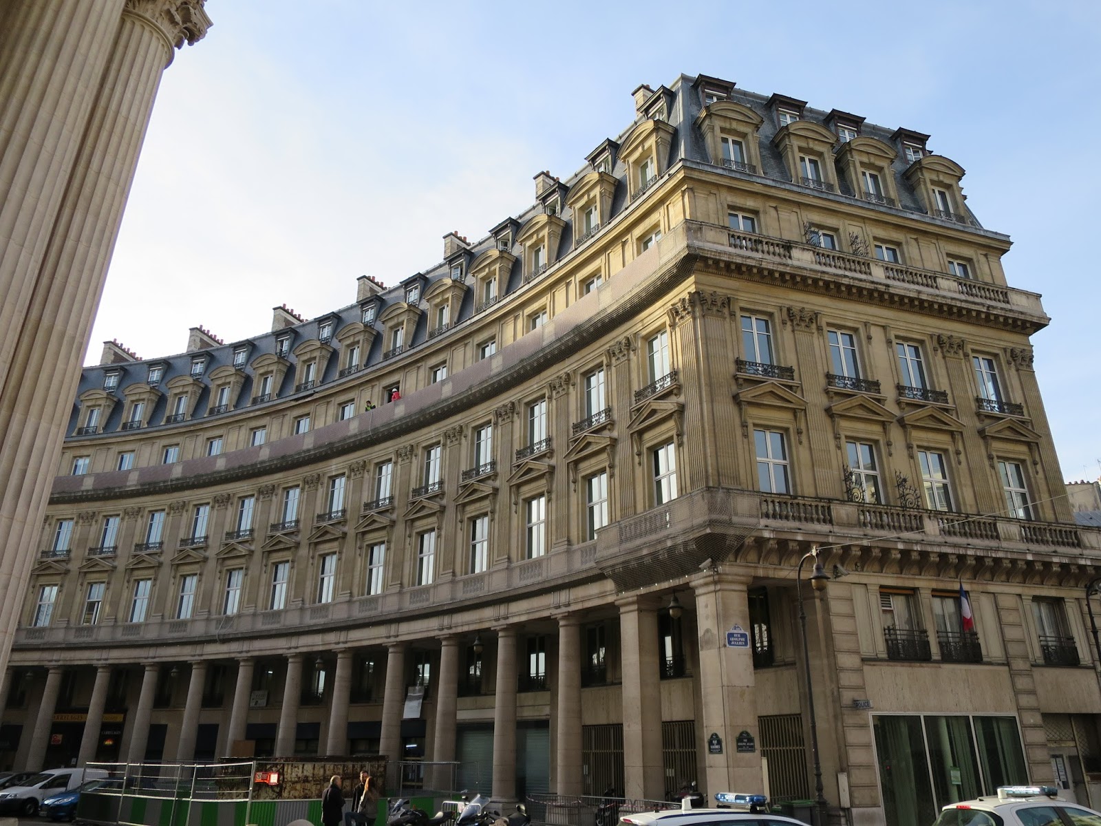 Laërte, le père d'Ulysse: LA COLONNE ASTROLOGIQUE - PARIS - Ier ...