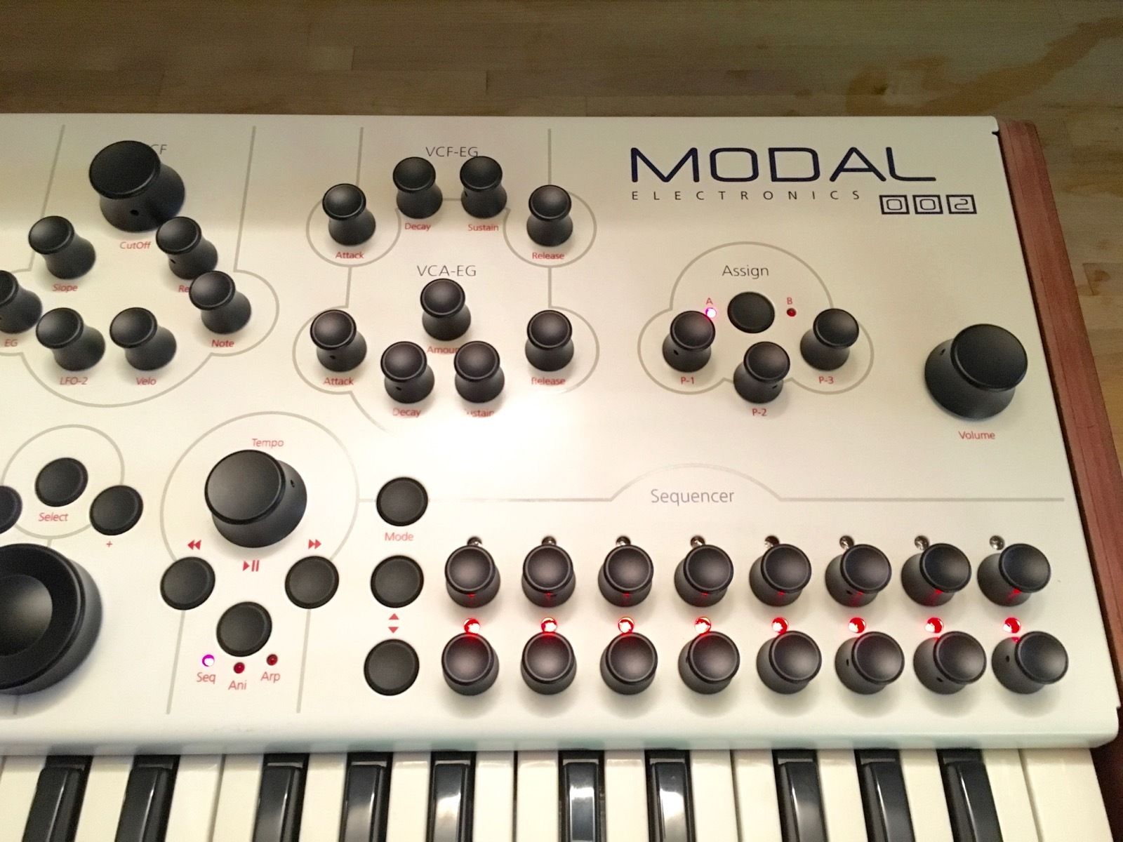 MATRIXSYNTH: Modal Electronics 002 12 voice digital/analogue hybrid ...