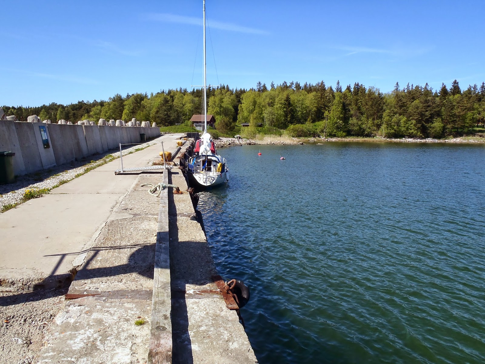 S/Y Alison Blogbook: Aegna saar / Island Aegna