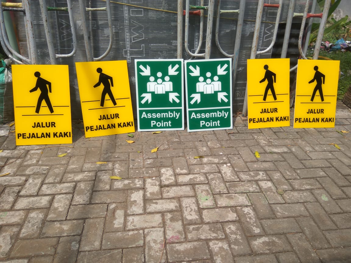 Pembuatan Safety Sign Rambu Pejalan Kaki dan Titik Kumpul PT Grand Best ...
