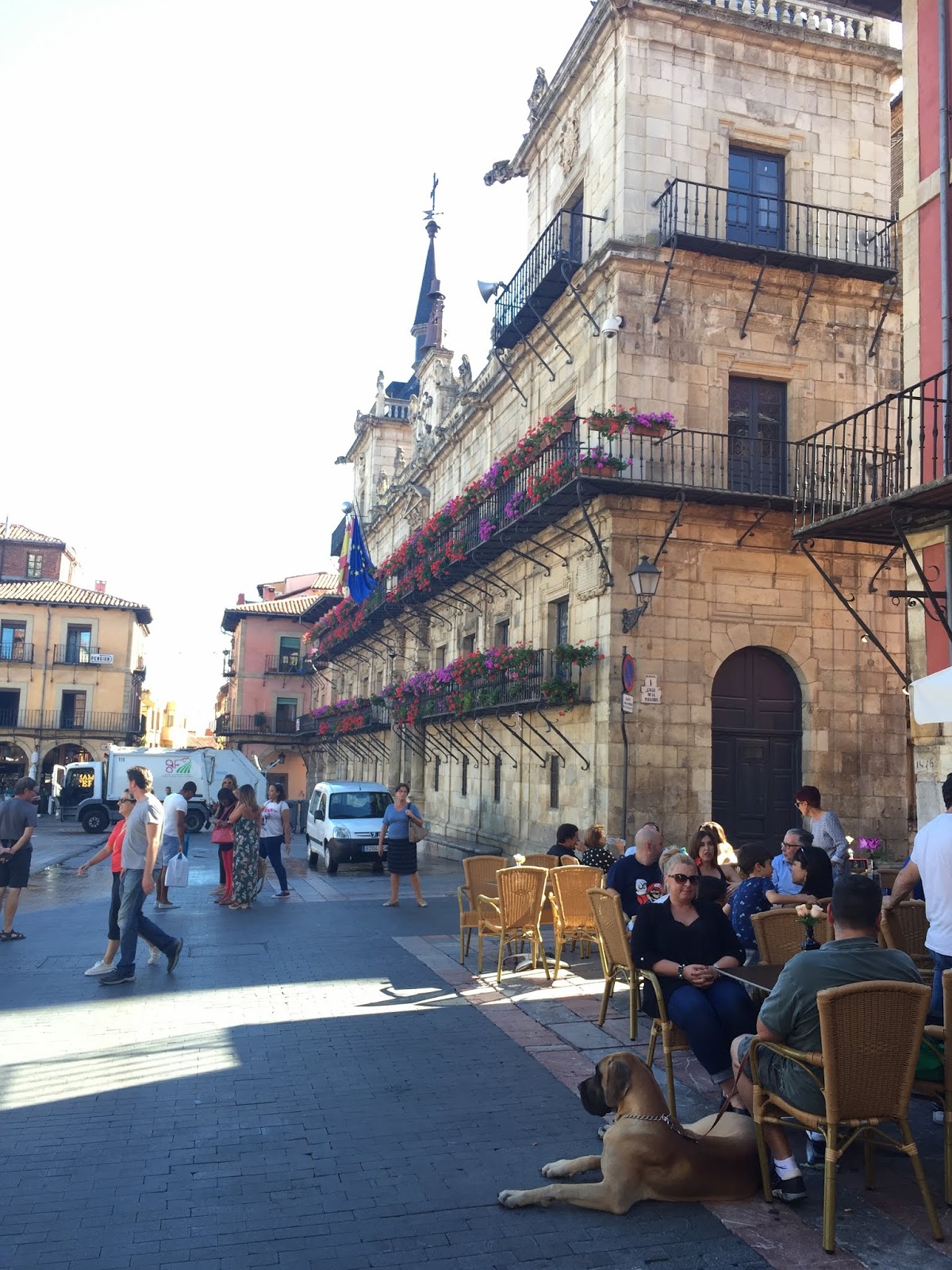 Vinhos e Prazeres: Leon, linda cidade de Leon e Castela, da Espanha