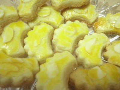 ismabaizita: Biskut Badam...