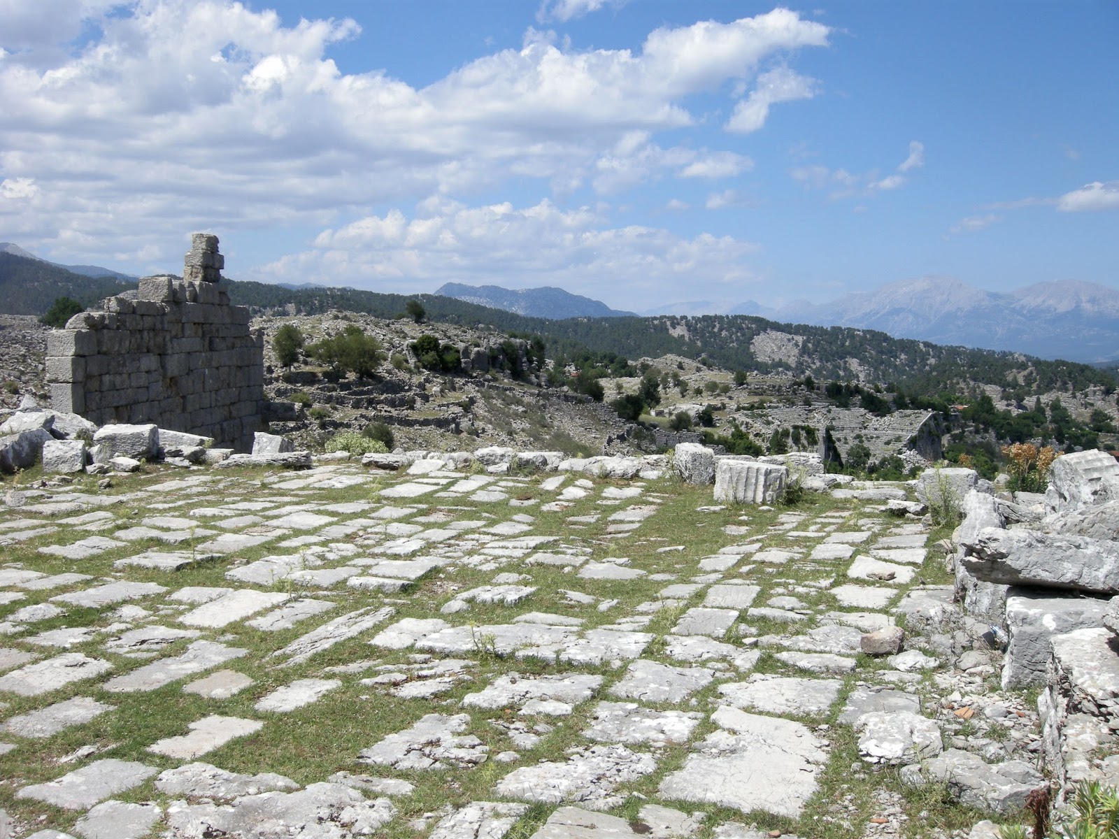 BIKE CLASSICAL: Selge: Ancient City in the Clouds