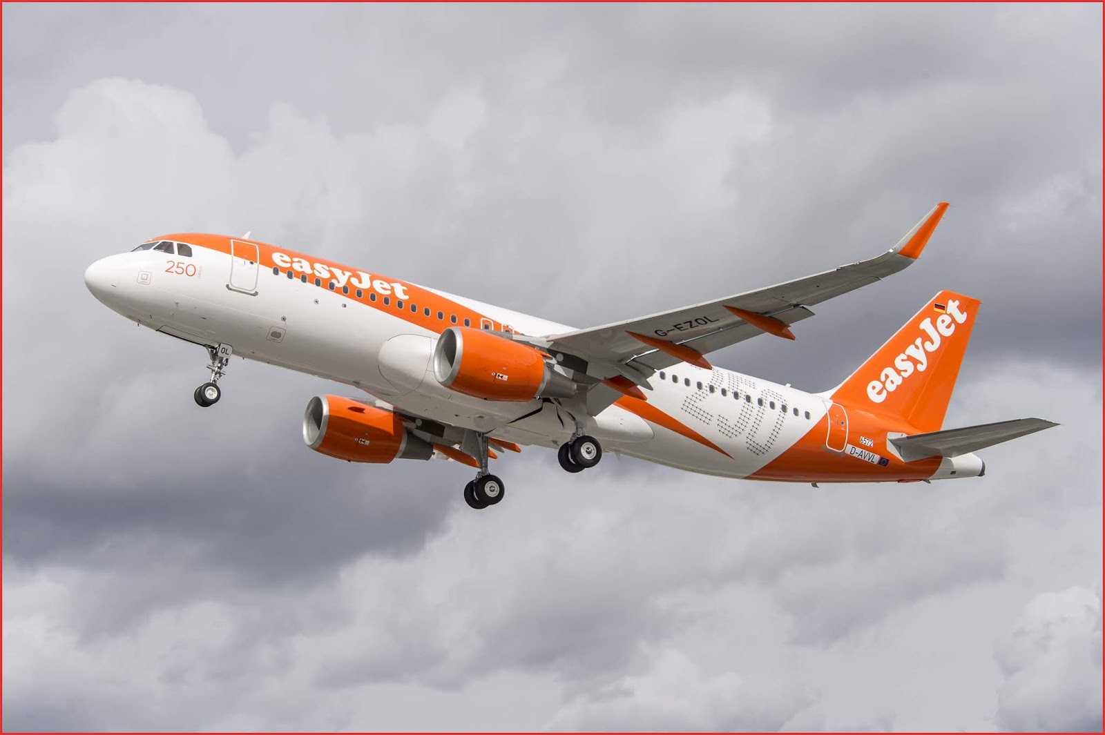 Easyjet a320 images