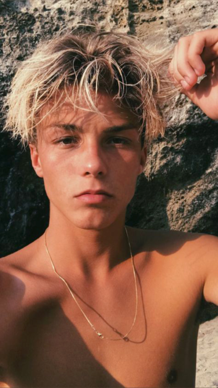 Sun Seekerz!: Model - Joshua Forsberg