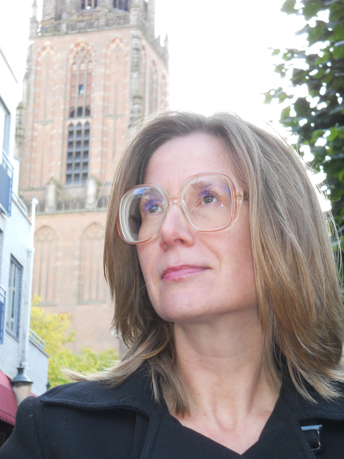 More ladies behind crystal veil: Claudine 163