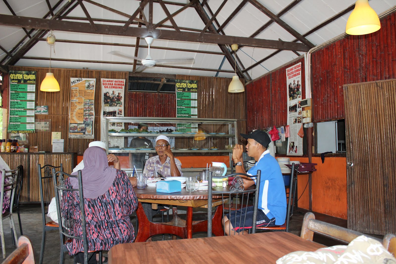 Yatt's Precious ™: ~Makan Landak di Selera Rimba Sungai Besar~