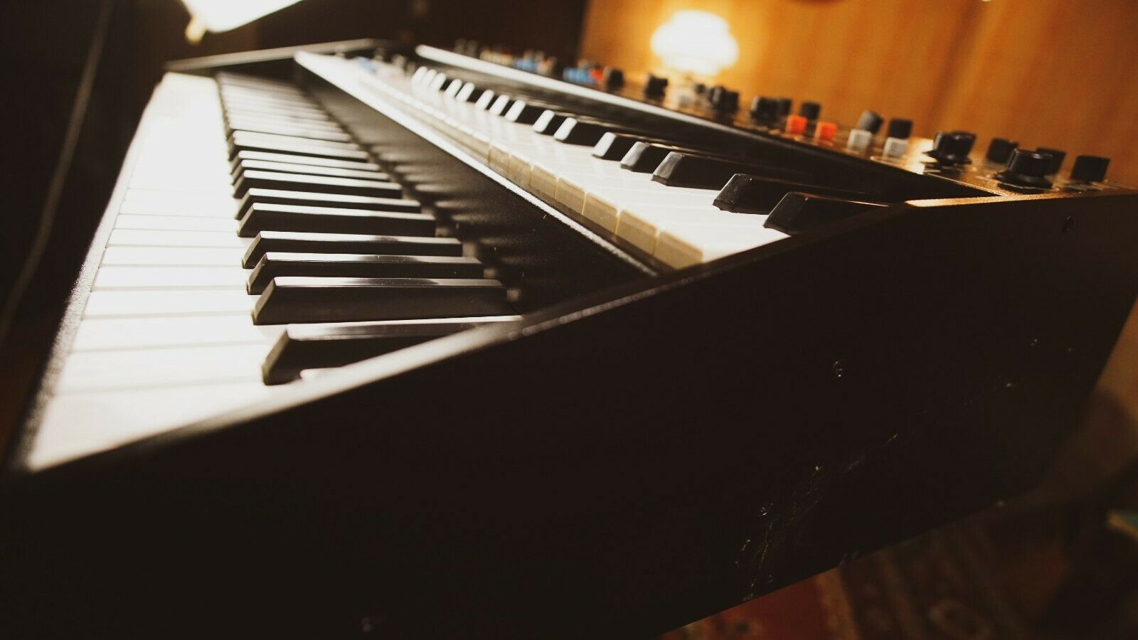 MATRIXSYNTH: FORMANTA EMS-01 RAREST USSR SOVIET ANALOG DUAL SYNTH ...