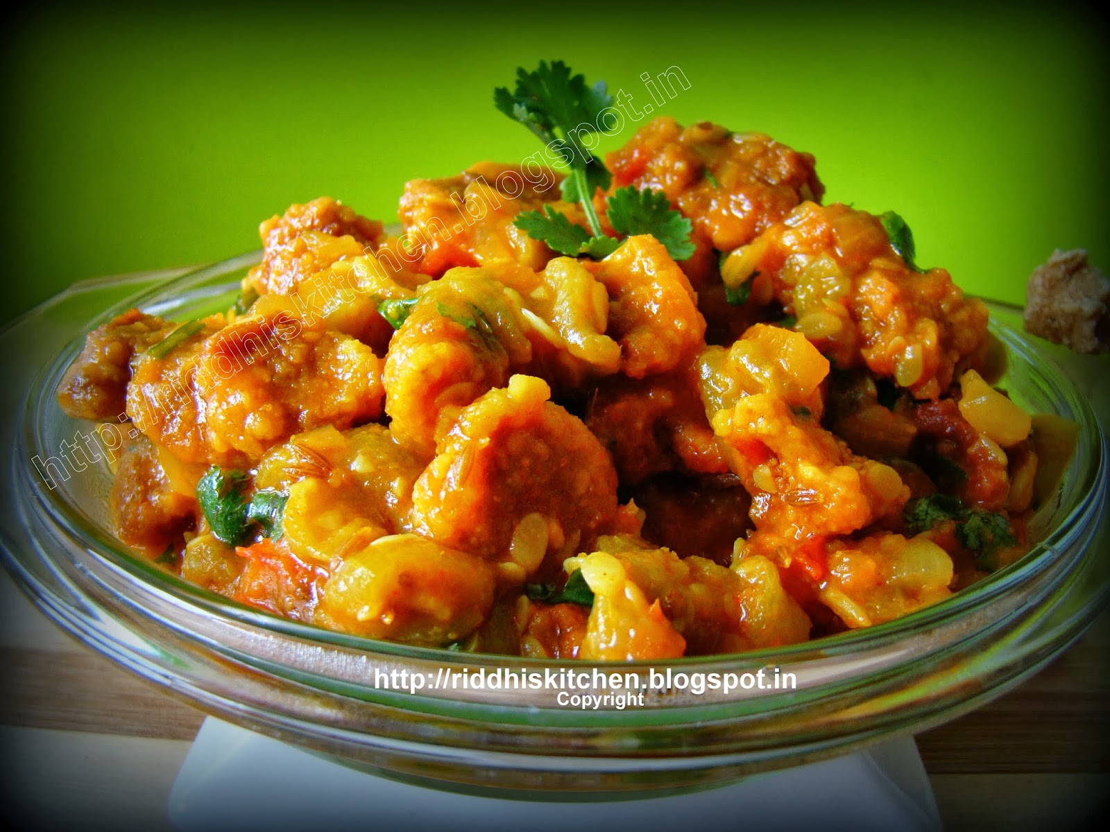 Gilka ( Silk Squash) aur vadiya ki sabji