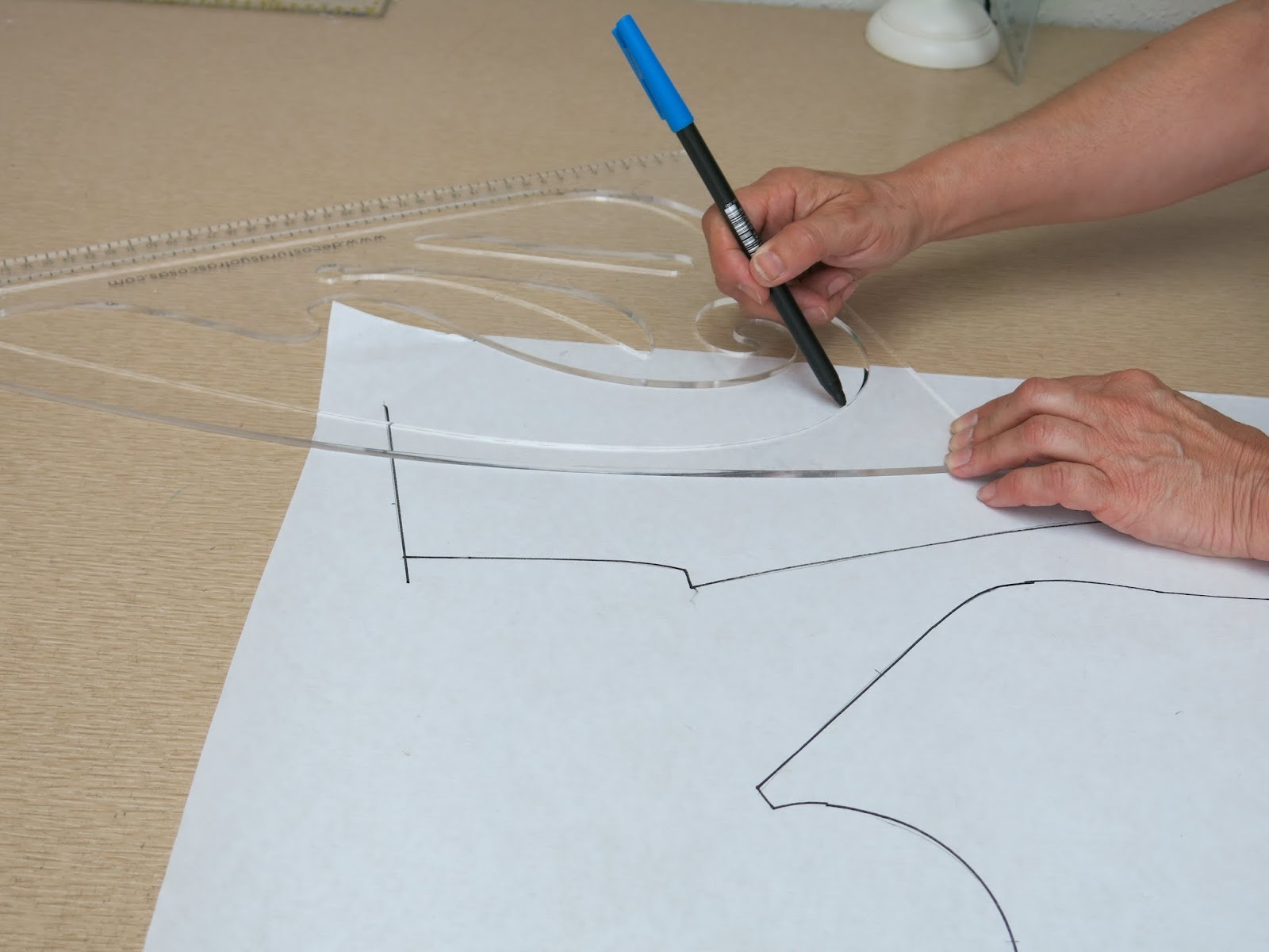 De costuras y otras cosas: DISEÑA TU PROPIA REGLA DE PATRONAJE "TODO EN ...