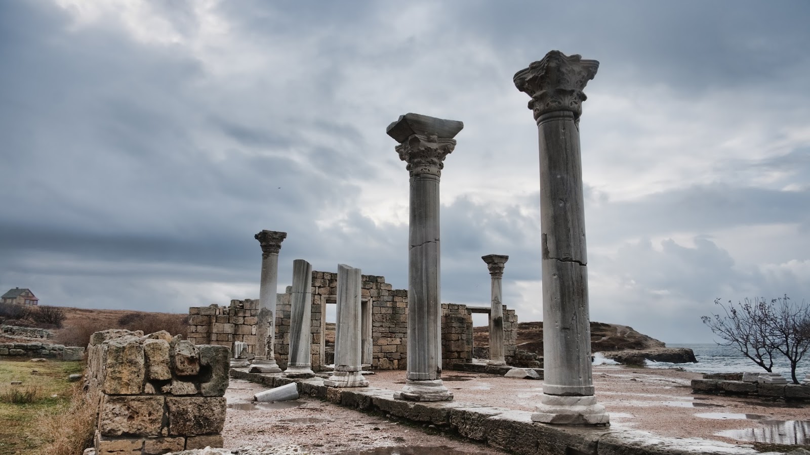 ΑΓΙΑ ΡΩΣΙΑ: Ο Β. Πούτιν μετατρέπει την Κριμαία σε αρχαίο ελληνικό ...