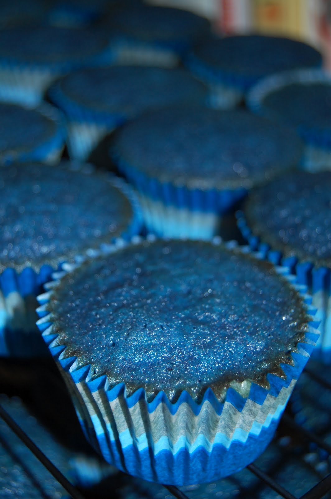 A Sweet Life: Blue velvet cupcakes