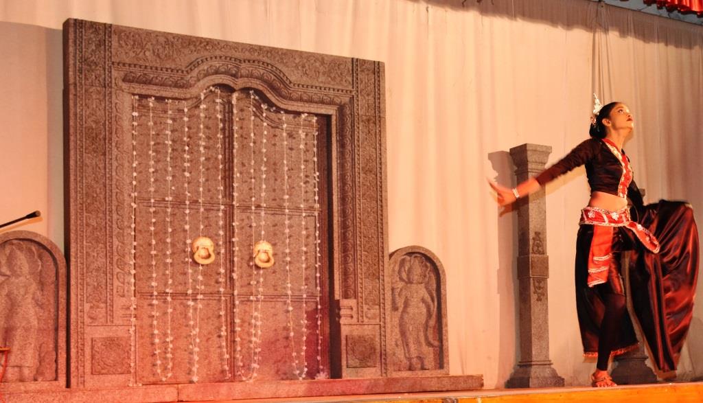 Kumbuk Pokuna Lodge: Udarata Natum