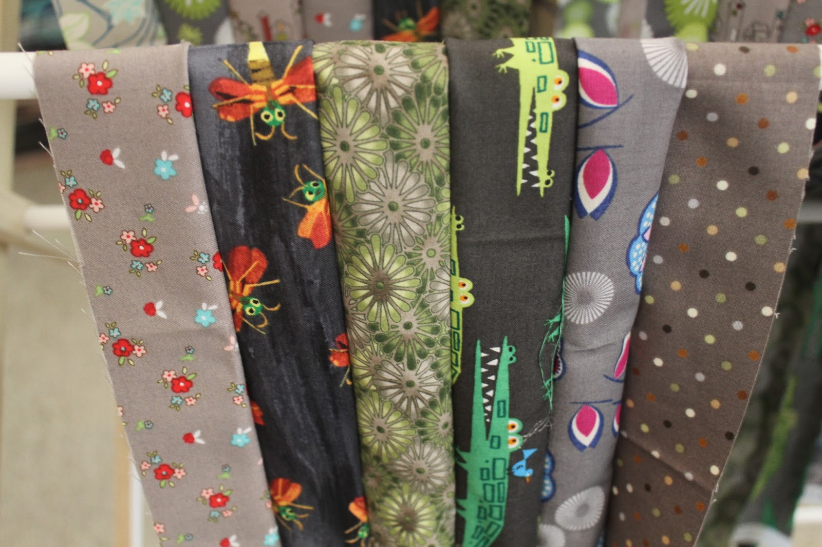 Chona Homegrown: My first tutorial! Strip Pieced Star Quilts