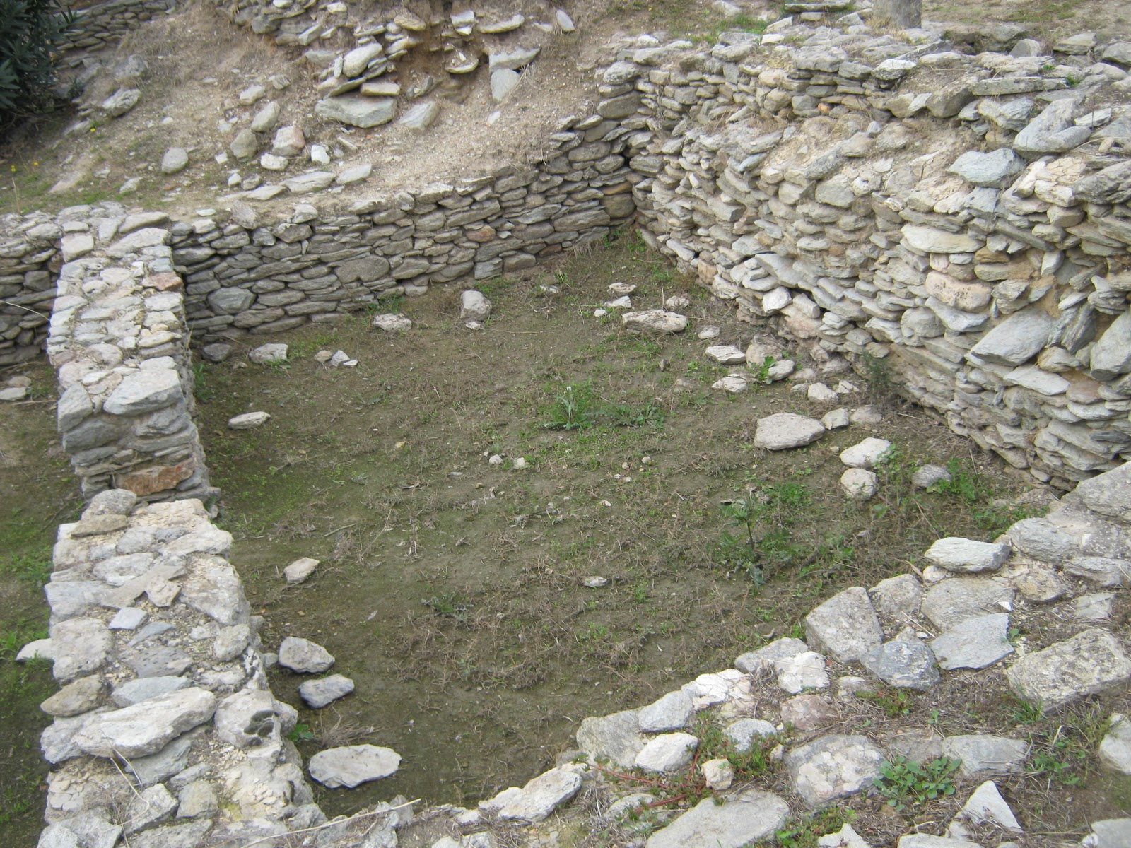 Adventures in Greece: Trip 3 Day 6 (October 29):Nea Anchialos ...