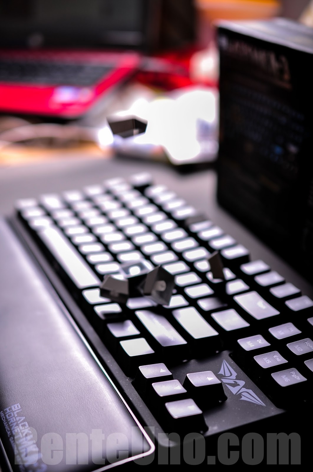 Armaggeddon Black Hornet MKA-3: Mechanical Keyboard for doomsday ...