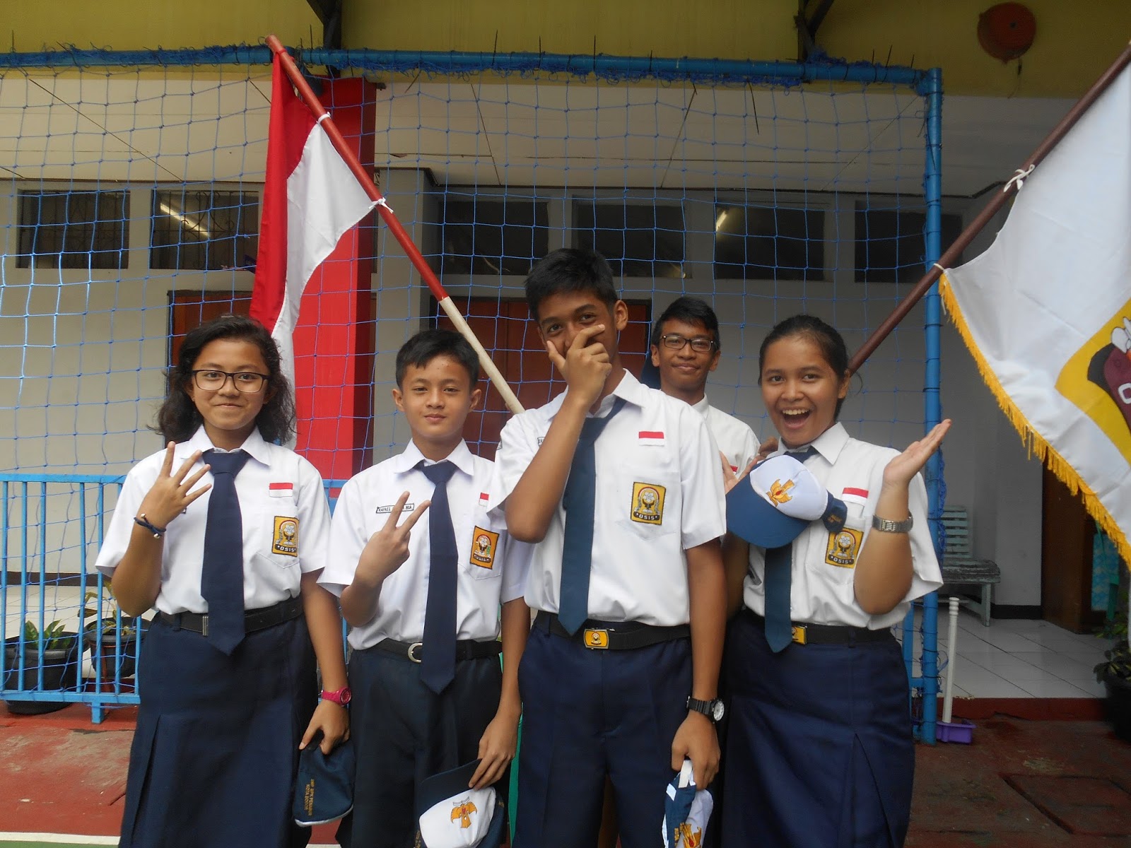 dewiyosinabatuwael: SERTIJAB PENGURUS OSIS SMP BPK PENABUR BOGOR ...