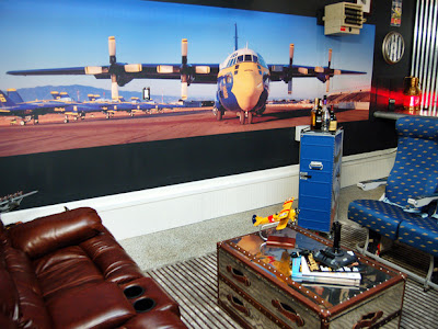 Cadlow Vape World: Man Cave Murals!