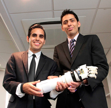 César Lamas (IBI '16) y Victorino Sepúlveda (IBI '16)