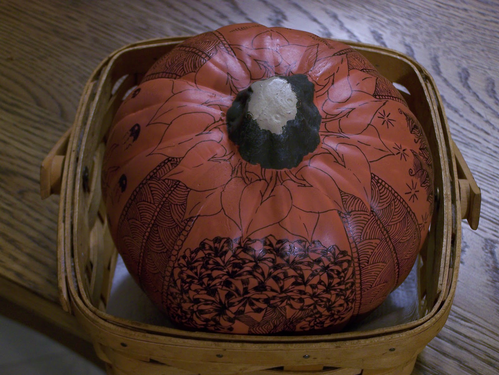 Tangles and More: Another tangled pumpkin