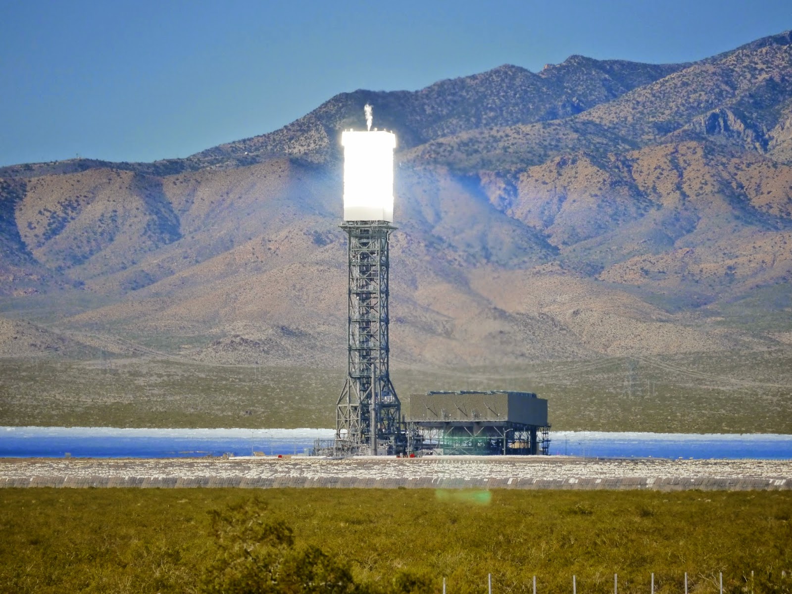 Ivanpah Tower