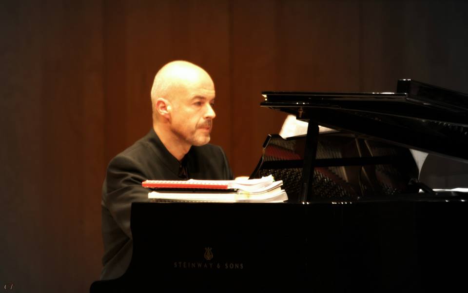 Ricardo Estrada | pianista y director: “El canto vive de la palabra ...