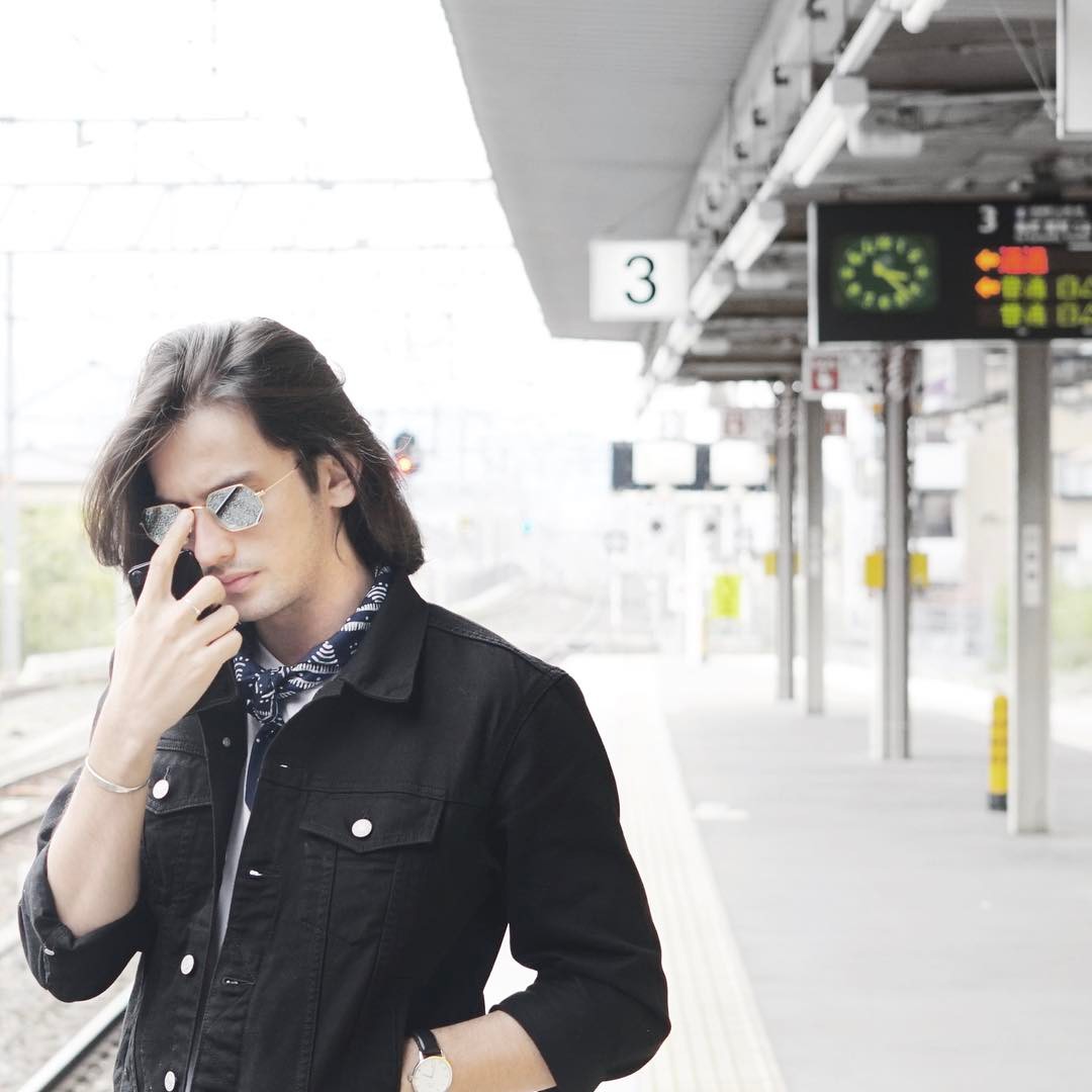 Profil dan Biodata Omar Daniel Assegaf Lengkap Beserta Foto Terbaru ...