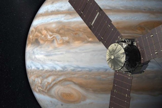 Το Juno τράβηξε τις πρώτες θεαματικές φωτογραφίες του βορείου πόλου του Δία