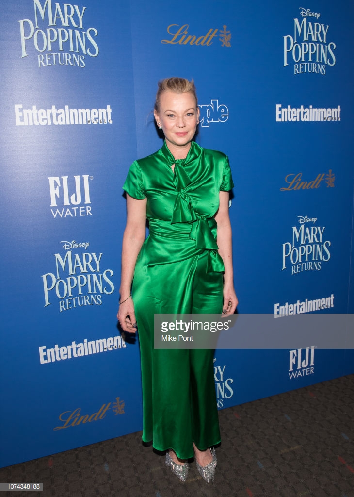 Ladies in Satin Blouses: Samantha Mathis - green satin dress