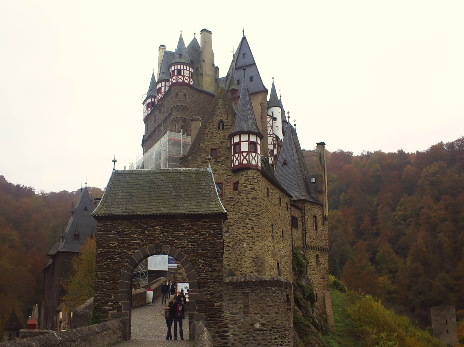 SmartTrips: The Knight’s Castle Eltz