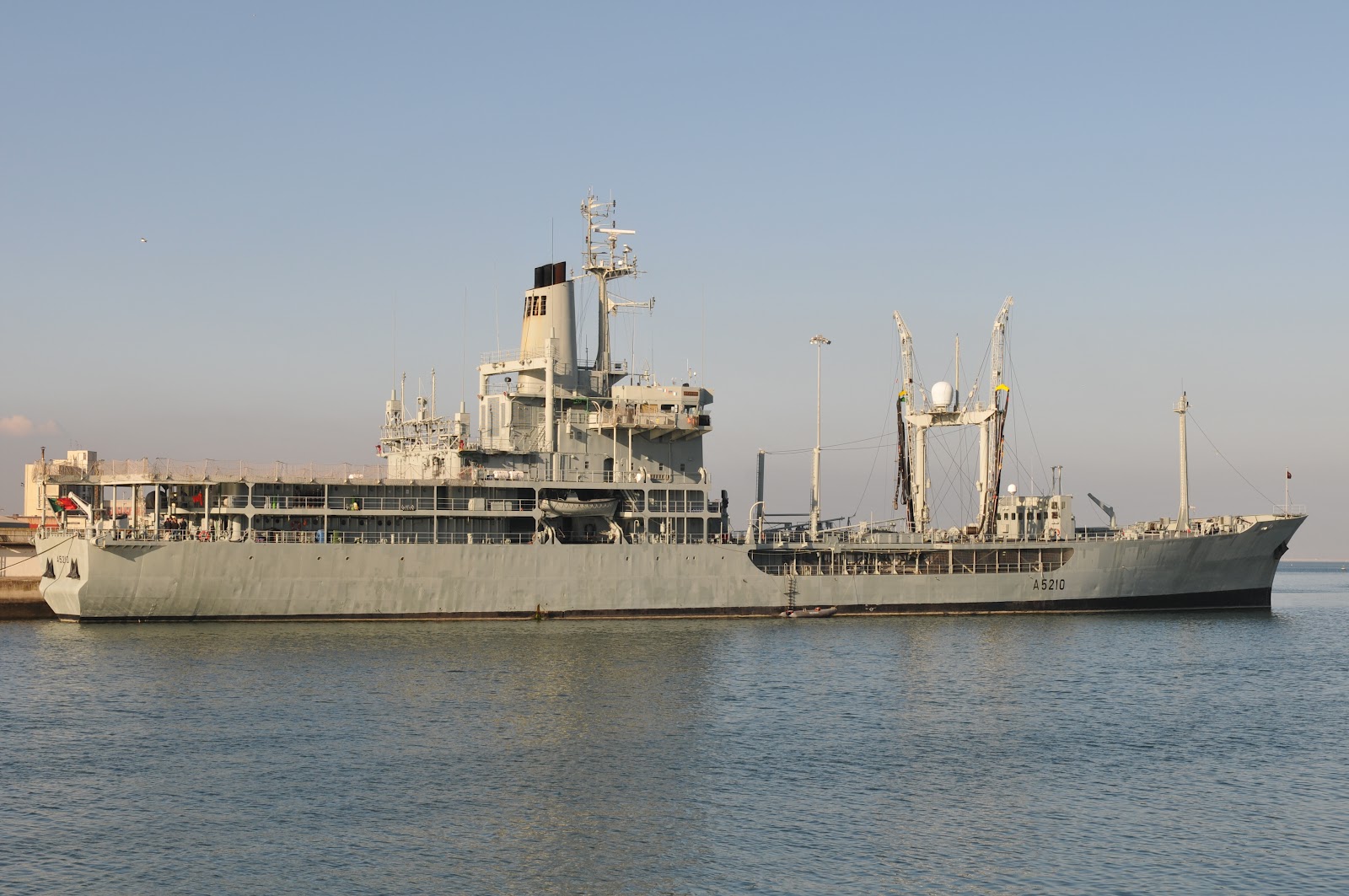 SHIPS & THE SEA - BLOGUE dos NAVIOS e do MAR: NRP BÉRRIO