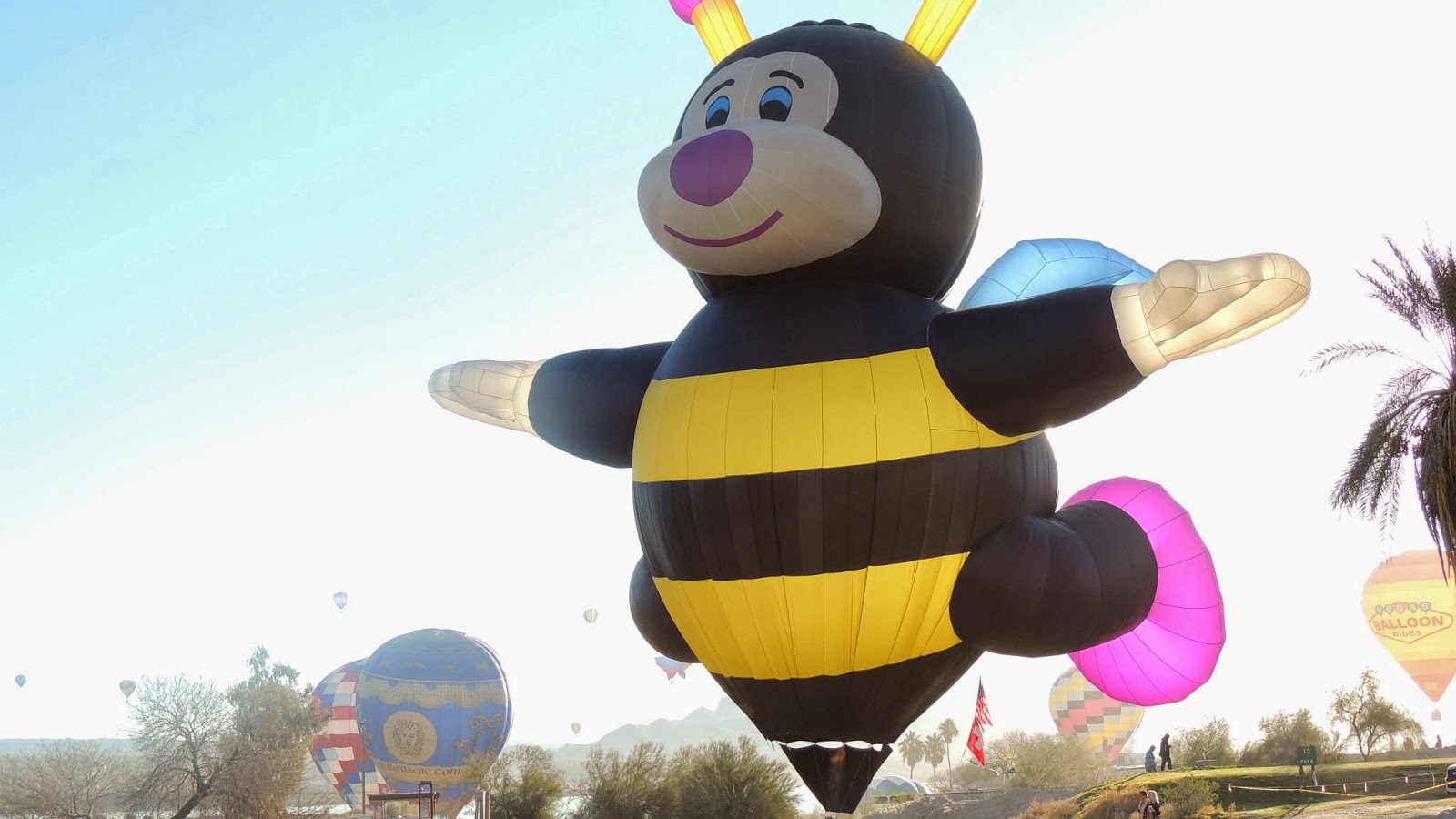 The Travelers Two: The Famous Shaped Balloons