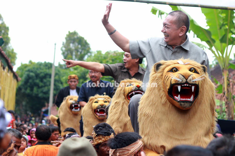 sasakala: Sisingaan Salah Satu Budaya Sunda