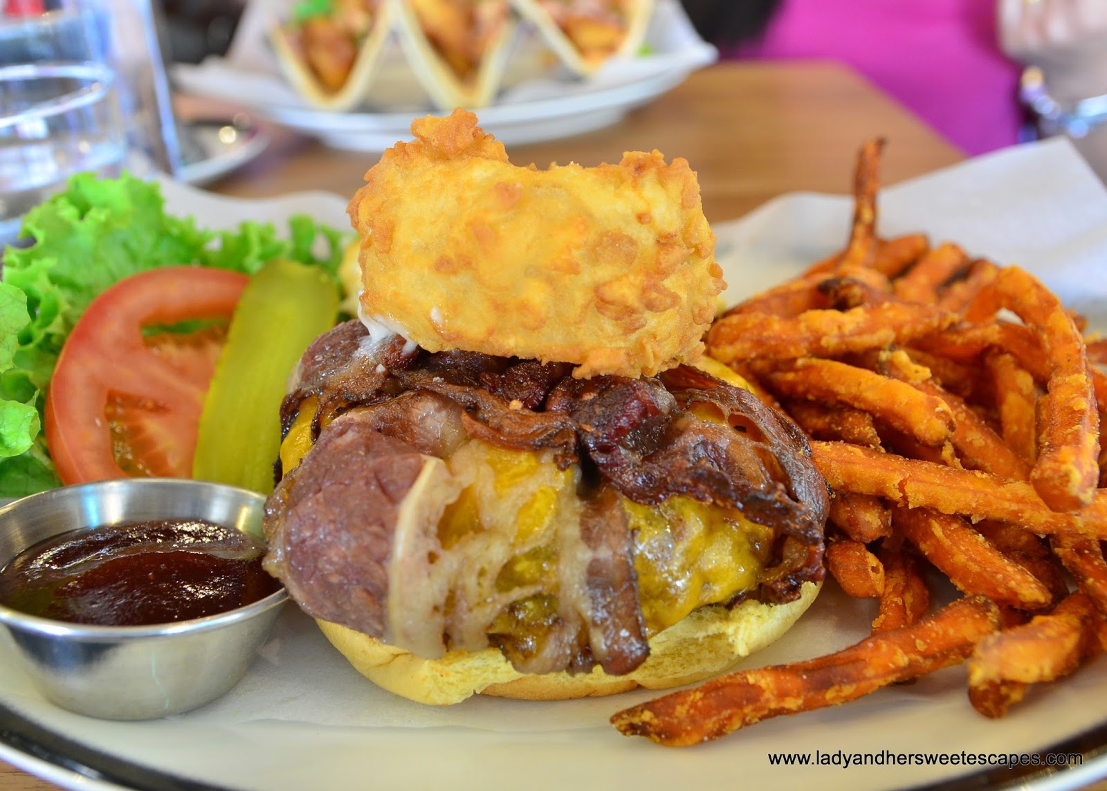 Black Tap Dubai: Crazy Shakes and Craft Burgers | Lady & her Sweet Escapes